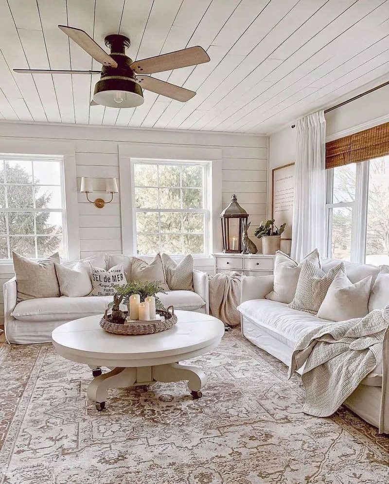 Farmhouse Living Room Ideas – Warm & Cozy Design Tips