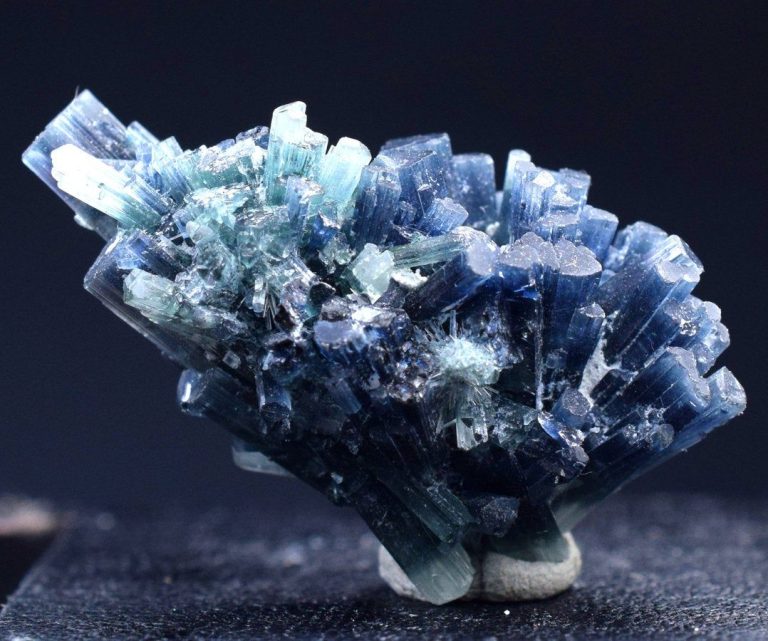 50 Beautiful Blue Things in Nature | ColorPsychology