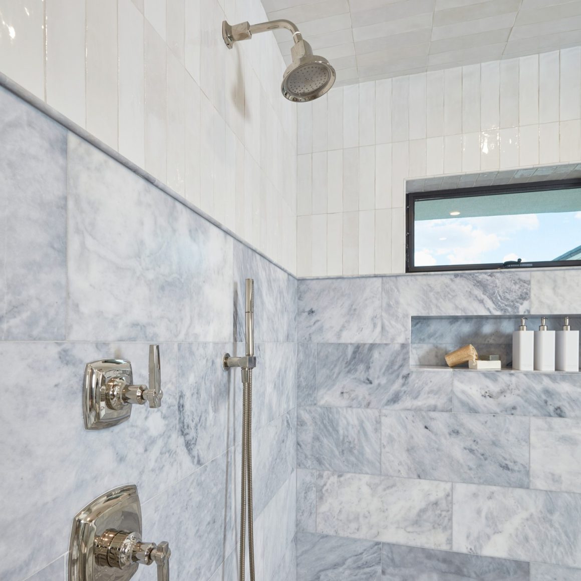 Stunning Shower Tile Ideas: Modern Bathroom Designs