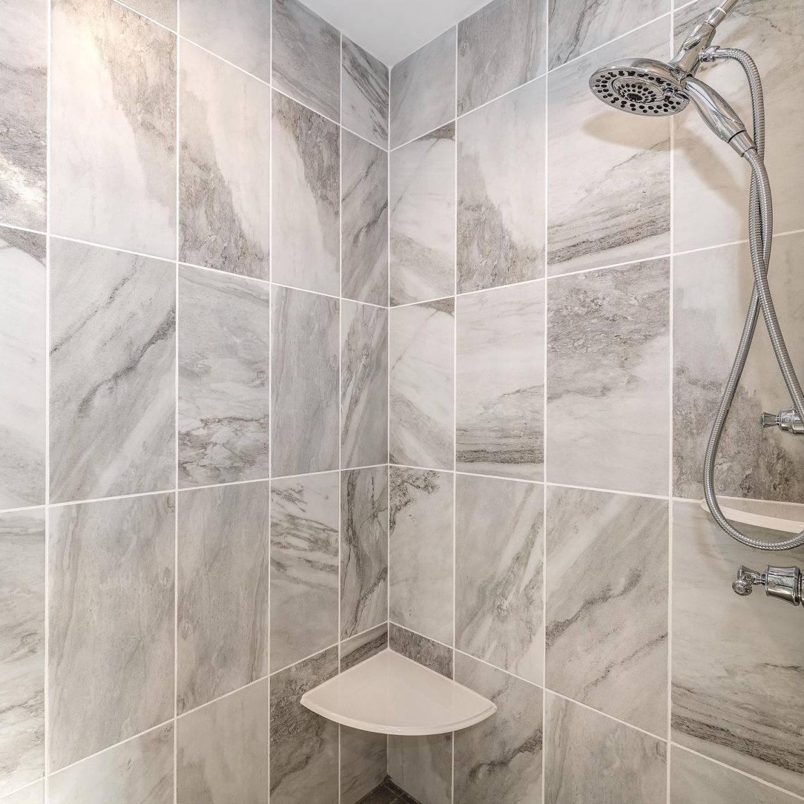 30 Stunning Shower Tile Ideas for Modern Bathroom Design