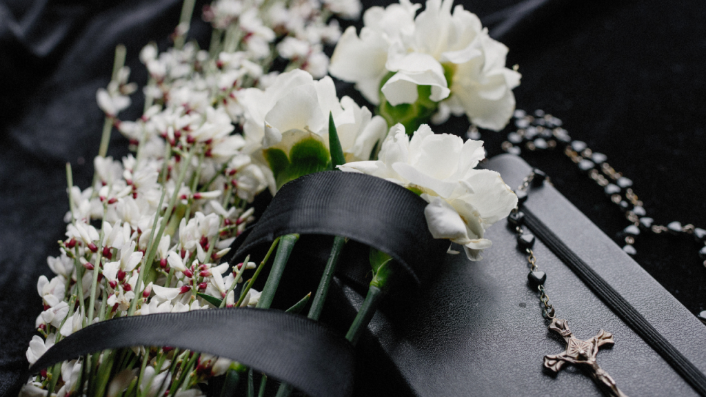 Funeral Colors and Their Meaning